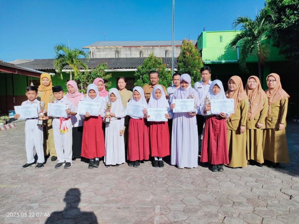 MENUMBUHKEMBANGKAN BAKAT SENI DENGAN PRESTASI - Pustaka Cendekia SDN 2 ...